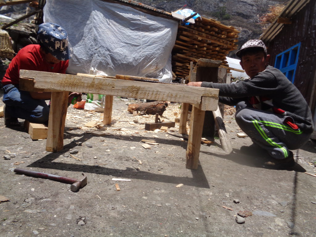 Equipement für HealthPost in Langtang - Nepali Rotznäschen e.V.
